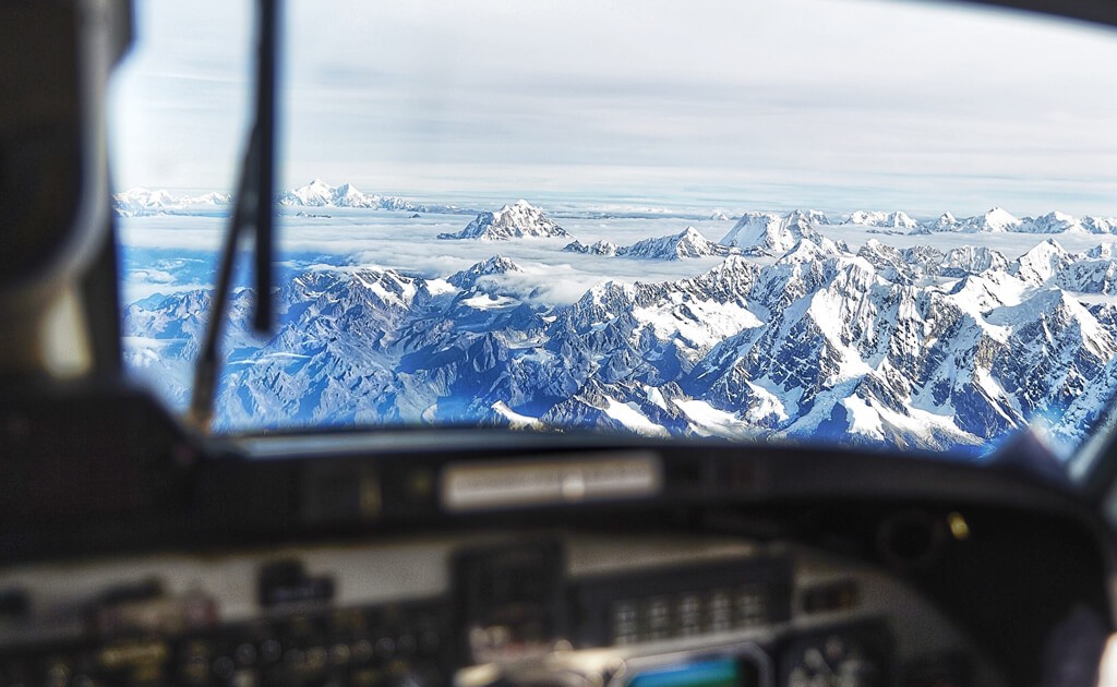 1 Hour Mount Everest Scenic Flight by Plane with Transfers